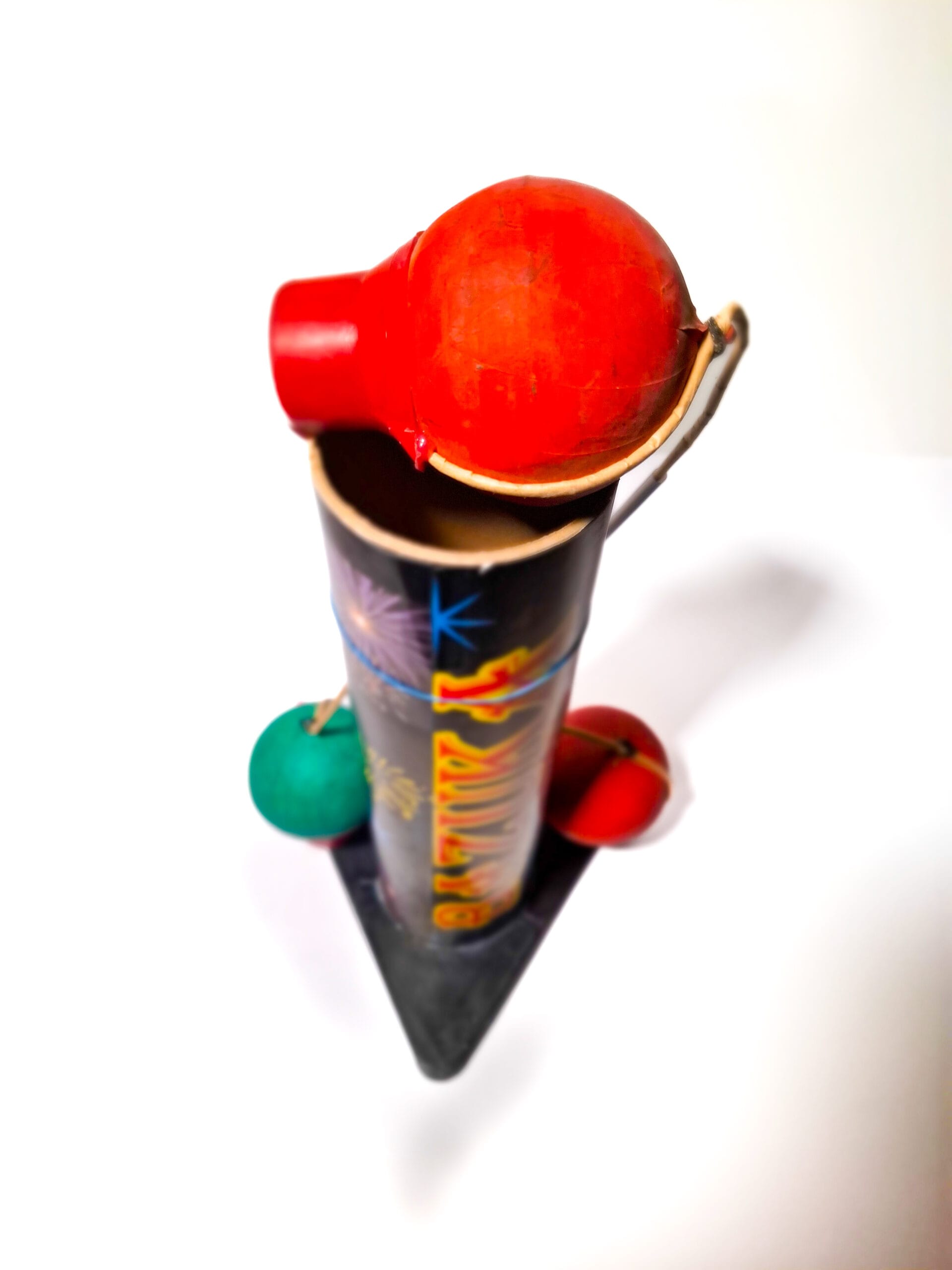 BAZUKA DE 3″ – Pirotecnia